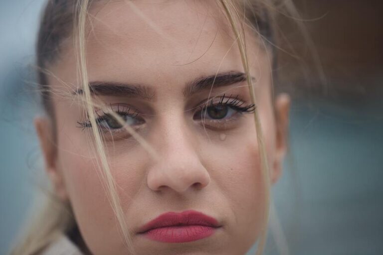 11 Spiritual Meaning Of Tears From Right & Left Eye