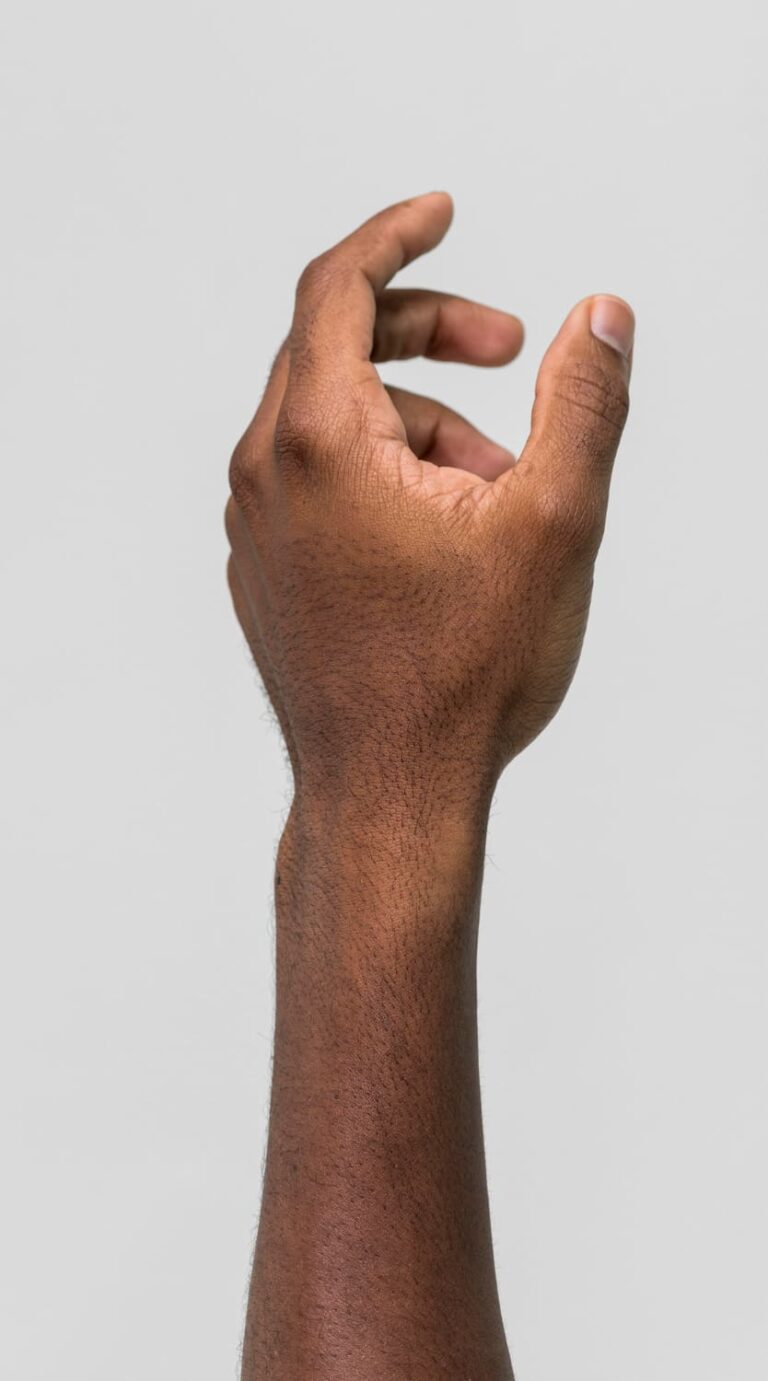 Moles on Left and Right Hand Meaning: 7 Spiritual Signs
